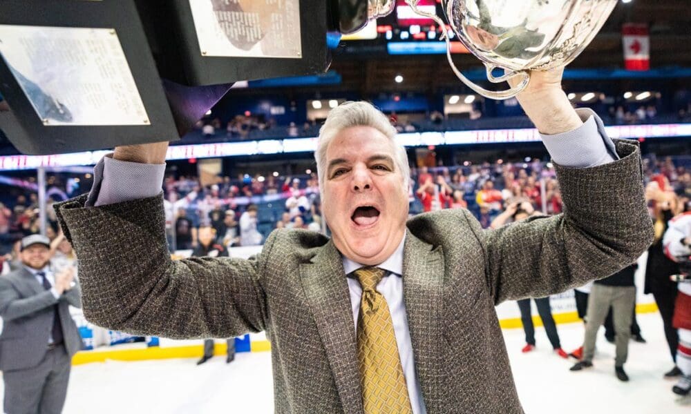 Meet the New Blackhawks Coaches: Michael Peca & Mike Vellucci | Chicago ...