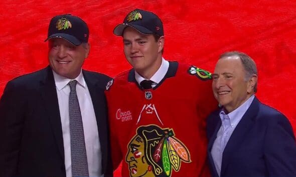 Chicago Blackhawks Sign Matt Grzelcyk To One-Year Contract